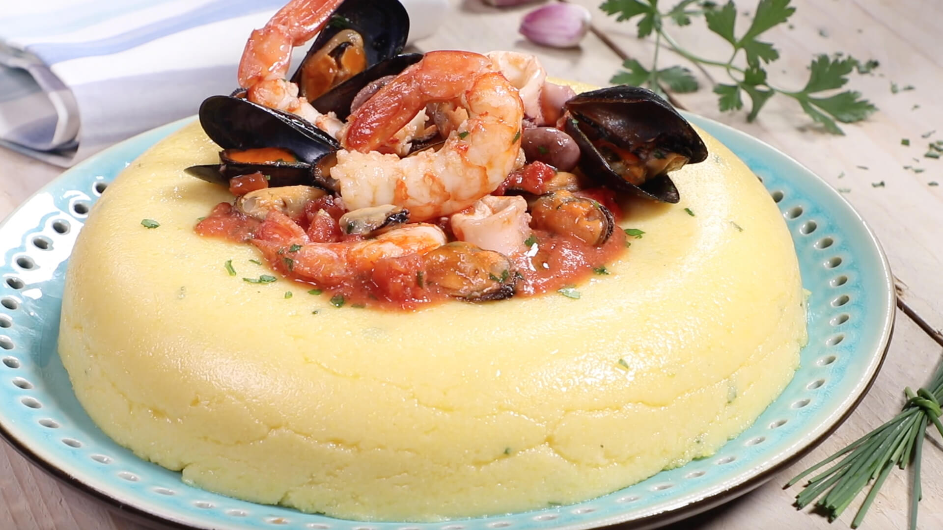 Anello di Polenta Valsugana con sugo di pesce - Ricetta - Polenta Valsugana